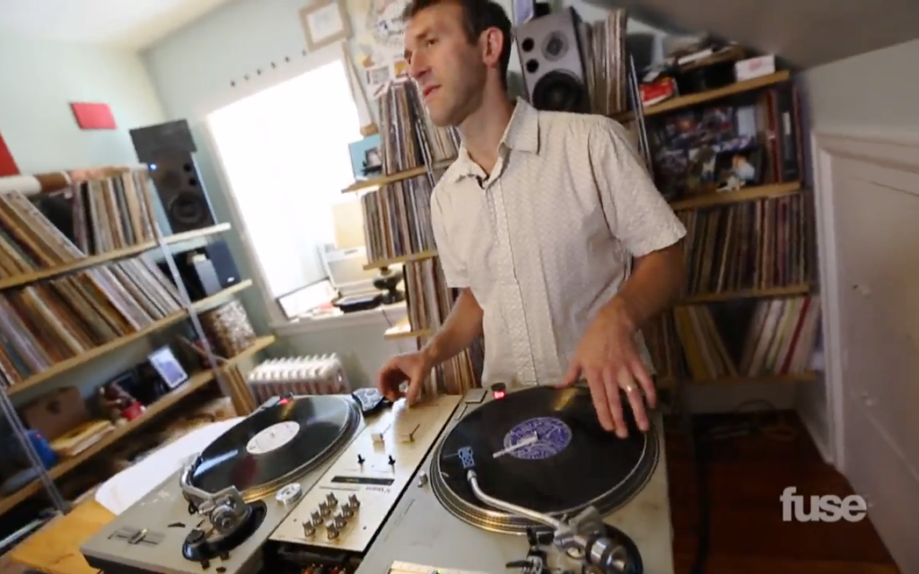 Crate Diggers: RJD2 Shows Off His Vinyl Collection (Video) | JAYFORCE